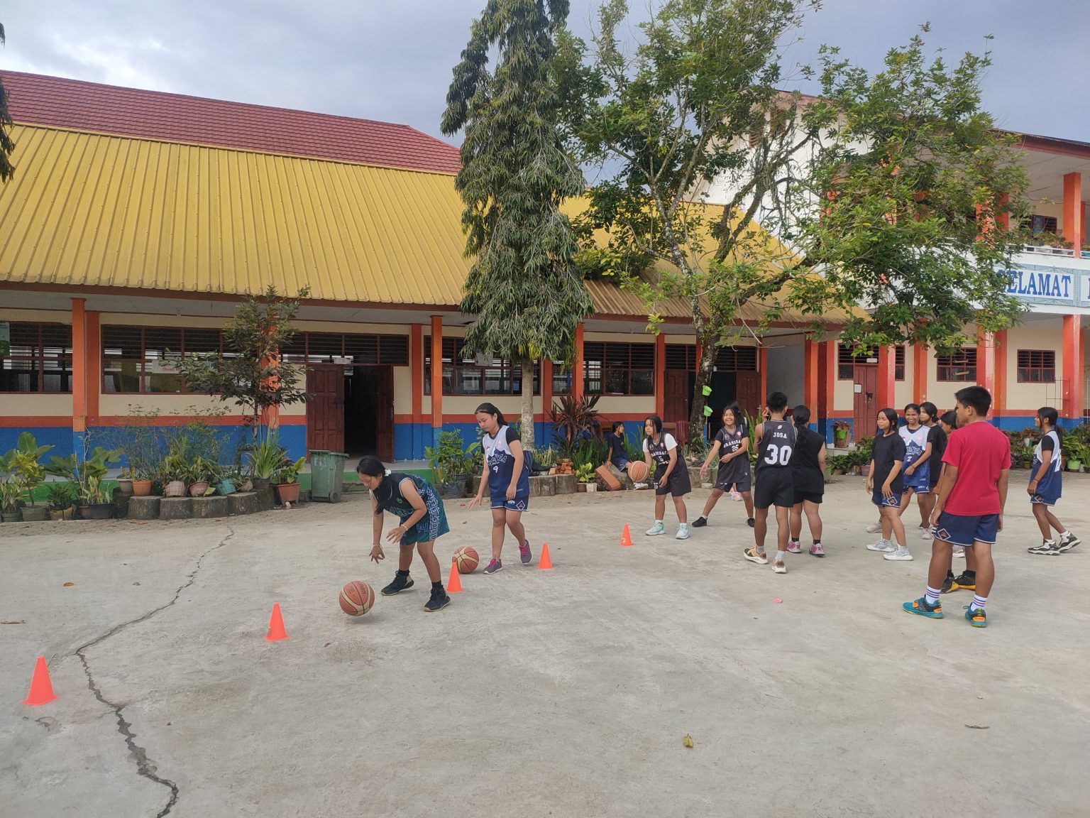 BASKET